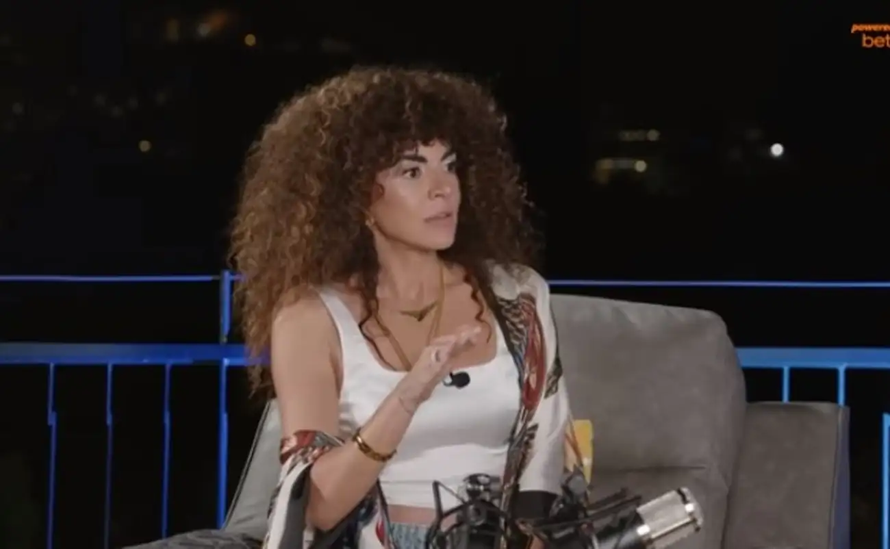 Απίστευτη αποκάλυψη από τη Μαρία Σολωμού - Χαίρεται που της στέλνουν οι άντρες dick picks ...