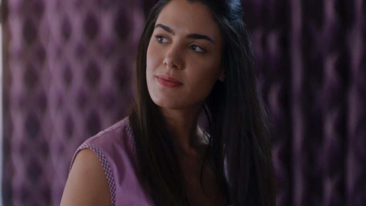 Εριφύλη Κιτζόγλου - "Έσκασε" toples στη σειρά «Η μάγισσα» - NassosBlog - Celebrity News ...