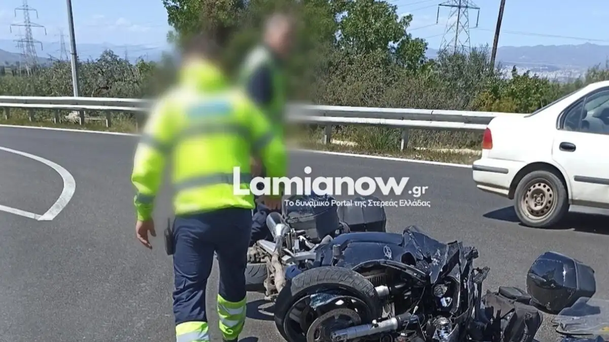 Λαμία ΤΩΡΑ - Τροχαίο ατύχημα με έναν τραυματία. Αυτοκίνητο συγκρούστηκε ...