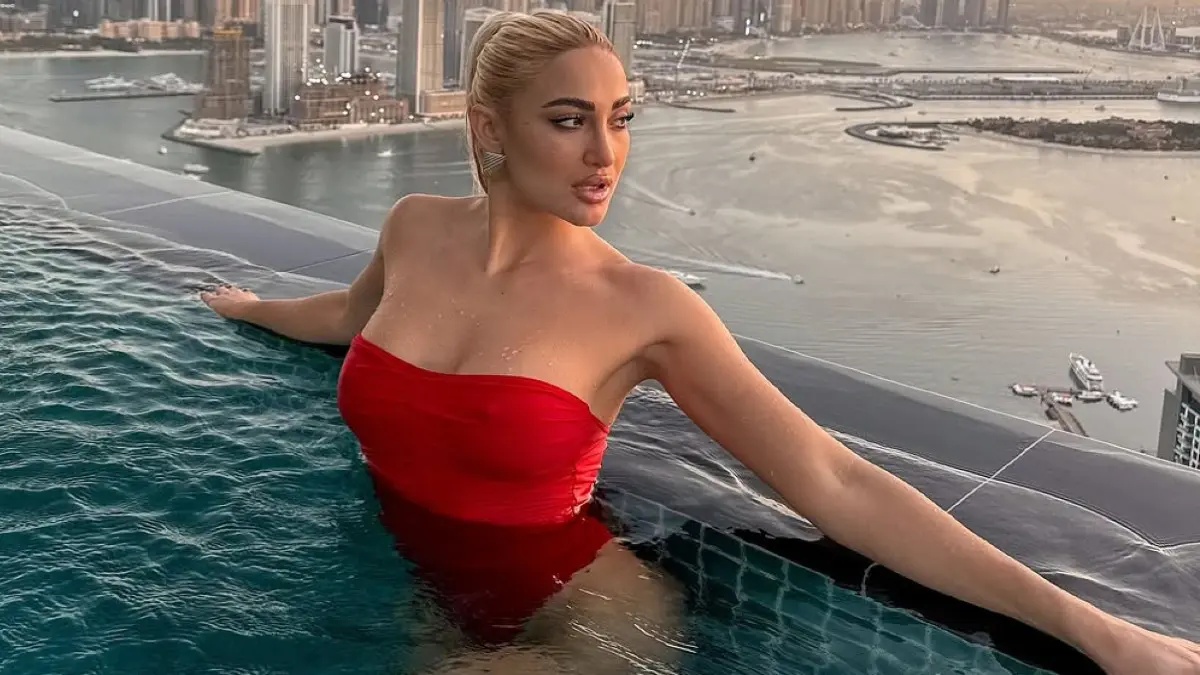 Ιωάννα Τούνη – Της χύθηκε το παγωτό και οι συνειρμοί πήραν “φωτιά”… - NassosBlog - Celebrity ...