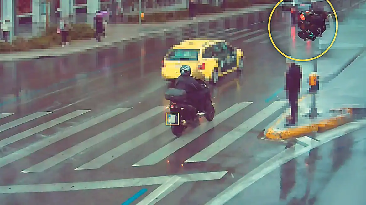 Μόνο μία AI κάμερα στη Μεσογείων «έκοψε» 28.000 κλήσεις για κόκκινο σε ...